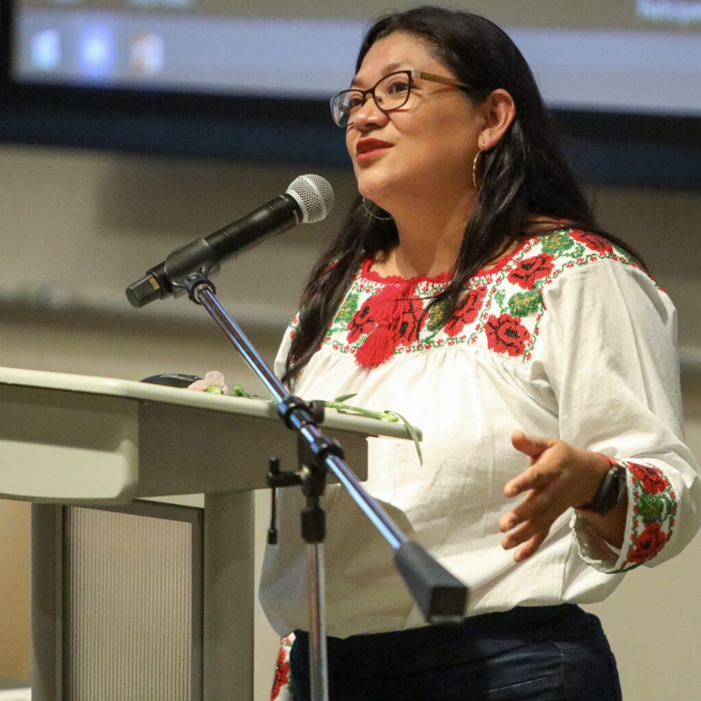 Award-Winning Author Reyna Grande Shares Her Story at CCC - Contra ...